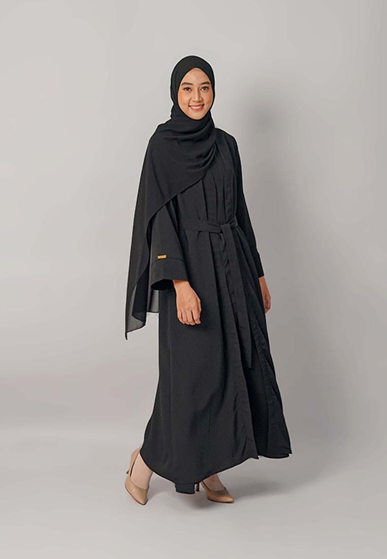 Medina Abaya Black by Tubita